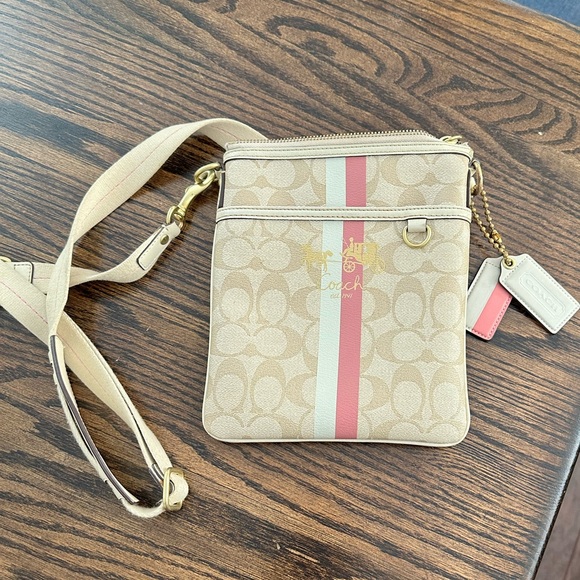 Coach | Bags | Coach Beige Signature Coated Canvas And Leather Heritage ...